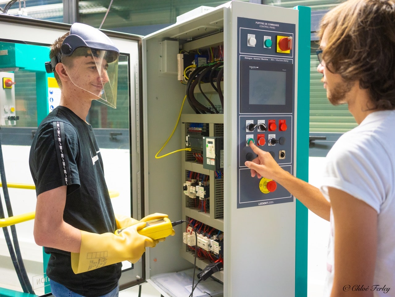 BAC PRO MELEC Métiers de l’Électricité et de ses Environnements Connectés | Le Grand Arc - Lycée ...